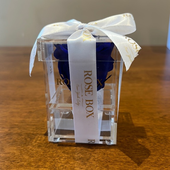Accents | Rose Box Nyc Single Rose Jewelry Box Blue Night Rose | Poshmark